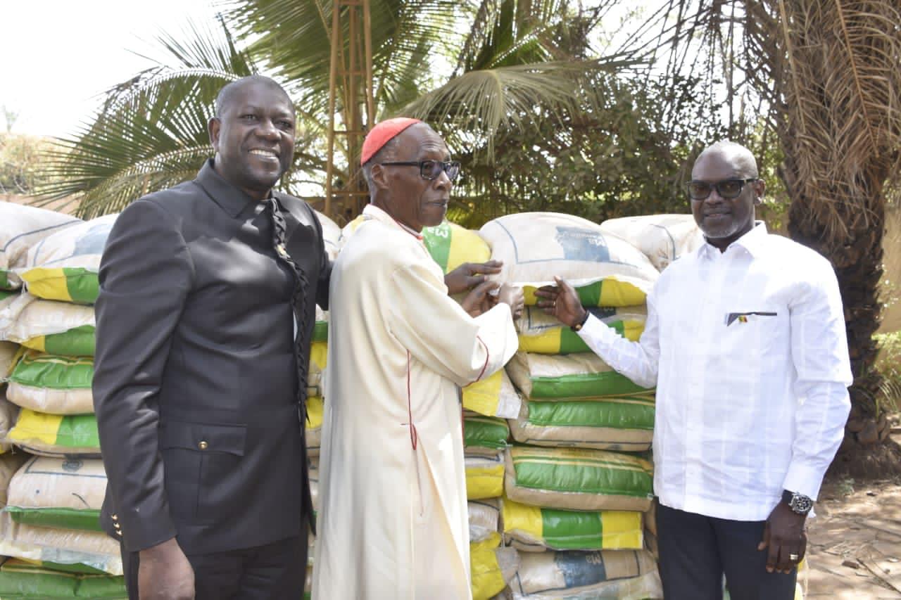 Temps de carême : Le président de la Transition apporte son soutien à ...