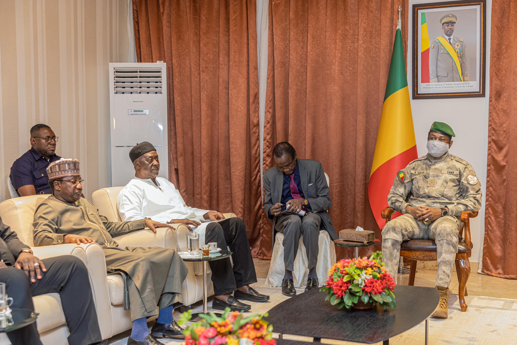 Investiture du nouveau président ghanéen : Le Général d’Armée Assimi ...
